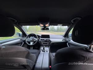 Grey BMW 5 Series 2018 in Tallinn, with an engine capacity of 2.00 L and mileage of 105 thousand km for 31000 €, photo 15 on AUTOMOTO.COM.LV