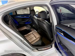 Pelēks BMW 5 Series 2018 Tallina, ar dzinēja tilpumu 3.00 L un nobraukumu 193 tūkst. km par 25990 €, foto 20 vietnē AUTOMOTO.COM.LV