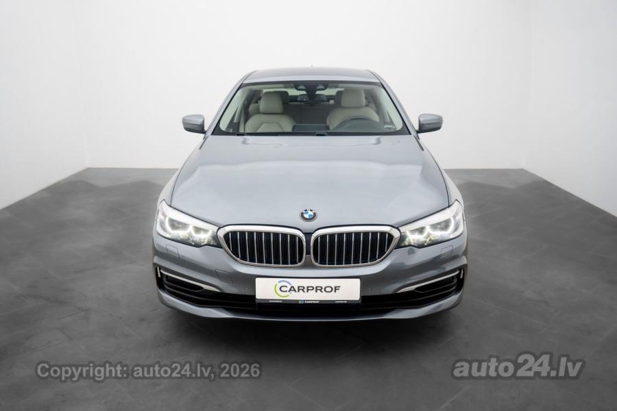 Grey BMW 5 Series 2018 in Tallinn, with an engine capacity of 2.00 L and mileage of 191 thousand km for 20999 €, photo 3 on AUTOMOTO.COM.LV