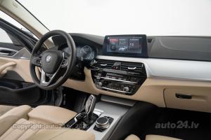 Grey BMW 5 Series 2018 in Tallinn, with an engine capacity of 2.00 L and mileage of 191 thousand km for 20999 €, photo 13 on AUTOMOTO.COM.LV
