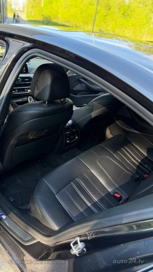 Pelēks BMW 5 Series 2018 Tallina, ar dzinēja tilpumu 3.00 L un nobraukumu 143 tūkst. km par 34999 €, foto 7 vietnē AUTOMOTO.COM.LV
