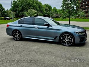 Grey BMW 5 Series 2018 in Tartu, with an engine capacity of 3.00 L and mileage of 270 thousand km for 24500 €, photo 5 on AUTOMOTO.COM.LV