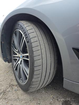 Pelēks BMW 5 Series 2018 Tartu, ar dzinēja tilpumu 3.00 L un nobraukumu 242 tūkst. km par 33000 €, foto 7 vietnē AUTOMOTO.COM.LV