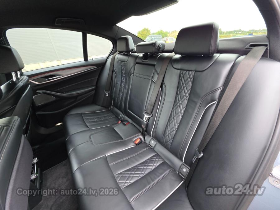 Pelēks BMW 5 Series 2018 Tartu, ar dzinēja tilpumu 3.00 L un nobraukumu 242 tūkst. km par 33000 €, foto 15 vietnē AUTOMOTO.COM.LV