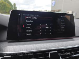 Pelēks BMW 5 Series 2018 Tartu, ar dzinēja tilpumu 3.00 L un nobraukumu 242 tūkst. km par 33000 €, foto 21 vietnē AUTOMOTO.COM.LV
