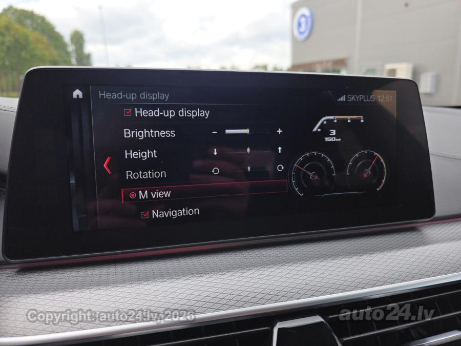 Pelēks BMW 5 Series 2018 Tartu, ar dzinēja tilpumu 3.00 L un nobraukumu 242 tūkst. km par 33000 €, foto 23 vietnē AUTOMOTO.COM.LV