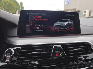 Pelēks BMW 5 Series 2018 Tartu, ar dzinēja tilpumu 3.00 L un nobraukumu 242 tūkst. km par 33000 €, foto 28 vietnē AUTOMOTO.COM.LV