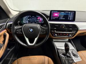 Pelēks BMW 5 Series 2020 Tallina, ar dzinēja tilpumu 2.00 L un nobraukumu 189 tūkst. km par 22995 €, foto 16 vietnē AUTOMOTO.COM.LV