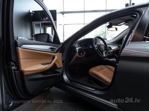 Pelēks BMW 5 Series 2020 Tallina, ar dzinēja tilpumu 2.00 L un nobraukumu 192 tūkst. km par 25990 €, foto 5 vietnē AUTOMOTO.COM.LV