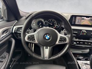 Pelēks BMW 5 Series 2020 Jehvi, ar dzinēja tilpumu 2.00 L un nobraukumu 246 tūkst. km par 21900 €, foto 13 vietnē AUTOMOTO.COM.LV