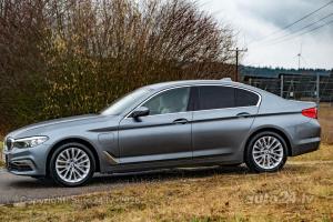 Pelēks BMW 5 Series 2020 Tallina, ar dzinēja tilpumu 2.00 L un nobraukumu 96 tūkst. km par 28000 €, foto 1 vietnē AUTOMOTO.COM.LV