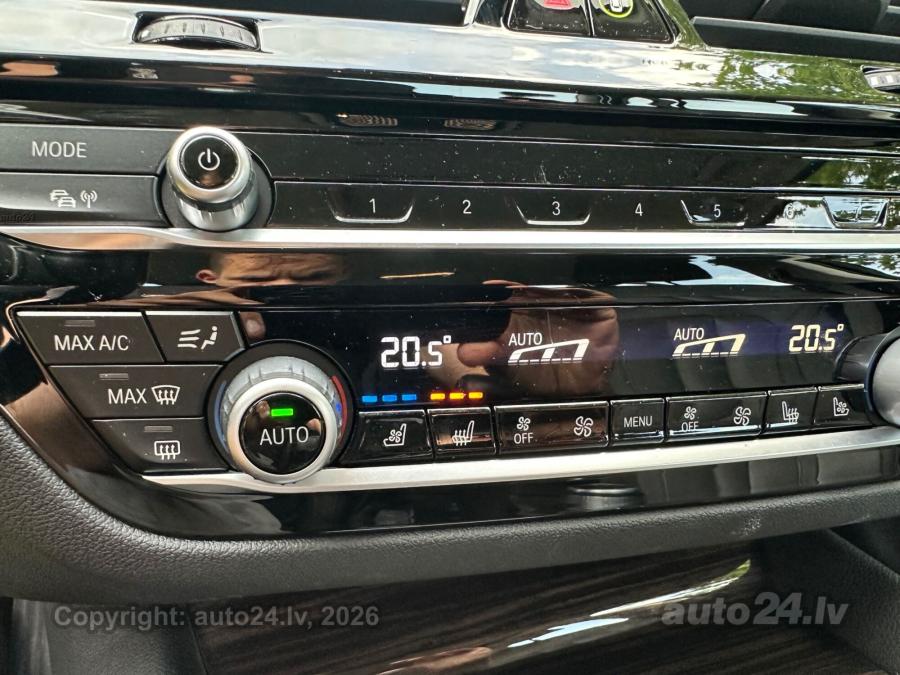 Pelēks BMW 5 Series 2020 Tallina, ar dzinēja tilpumu 2.00 L un nobraukumu 160 tūkst. km par 21900 €, foto 14 vietnē AUTOMOTO.COM.LV