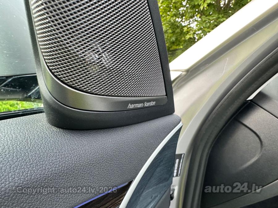 Pelēks BMW 5 Series 2020 Tallina, ar dzinēja tilpumu 2.00 L un nobraukumu 160 tūkst. km par 21900 €, foto 15 vietnē AUTOMOTO.COM.LV