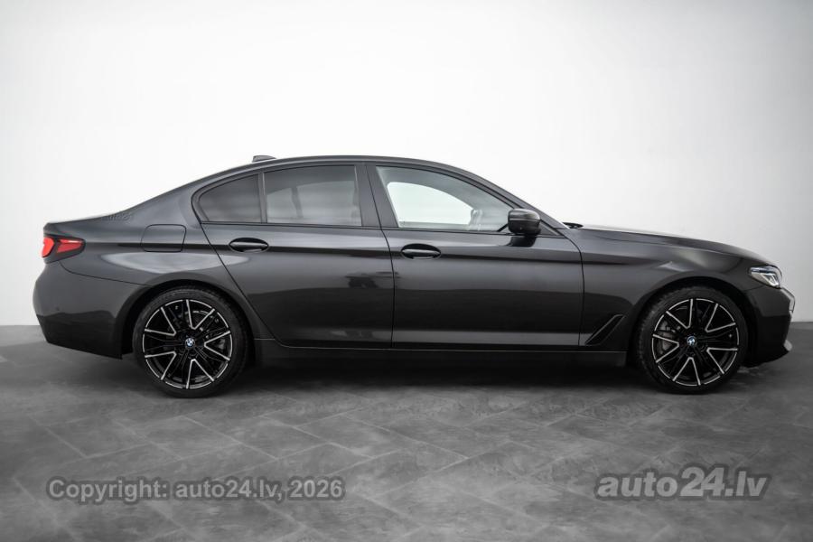 Pelēks BMW 5 Series 2020 Tallina, ar dzinēja tilpumu 2.00 L un nobraukumu 184 tūkst. km par 31999 €, foto 5 vietnē AUTOMOTO.COM.LV