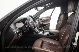 Pelēks BMW 5 Series 2020 Tallina, ar dzinēja tilpumu 2.00 L un nobraukumu 184 tūkst. km par 31999 €, foto 10 vietnē AUTOMOTO.COM.LV