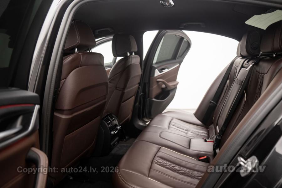 Pelēks BMW 5 Series 2020 Tallina, ar dzinēja tilpumu 2.00 L un nobraukumu 184 tūkst. km par 31999 €, foto 11 vietnē AUTOMOTO.COM.LV