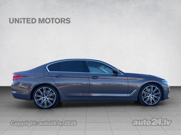 Pelēks BMW 5 Series 2020 Jehvi, ar dzinēja tilpumu 3.00 L un nobraukumu 164 tūkst. km par 29900 €, foto 8 vietnē AUTOMOTO.COM.LV