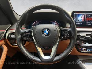 Pelēks BMW 5 Series 2021 Tallina, ar dzinēja tilpumu 2.00 L un nobraukumu 158 tūkst. km par 25500 €, foto 10 vietnē AUTOMOTO.COM.LV