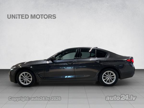 BMW 5 Series 2021 Tallina vietnē Pelēks BMW 5 Series 2021 Tallina, ar dzinēja tilpumu 2.00 L un nobraukumu 158 tūkst. km par 25500 €, foto 8 vietnē AUTOMOTO.COM.LV