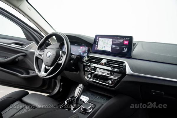 Pelēks BMW 5 Series 2022 Tallina, ar dzinēja tilpumu 2.00 L un nobraukumu 108 tūkst. km par 32999 €, foto 11 vietnē AUTOMOTO.COM.LV