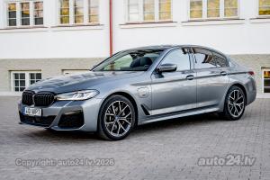 Grey BMW 5 Series 2022 in Tallinn, with an engine capacity of 2.00 L and mileage of 105 thousand km for 34990 €, photo  on AUTOMOTO.COM.LV