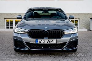 Grey BMW 5 Series 2022 in Tallinn, with an engine capacity of 2.00 L and mileage of 105 thousand km for 34990 €, photo 3 on AUTOMOTO.COM.LV