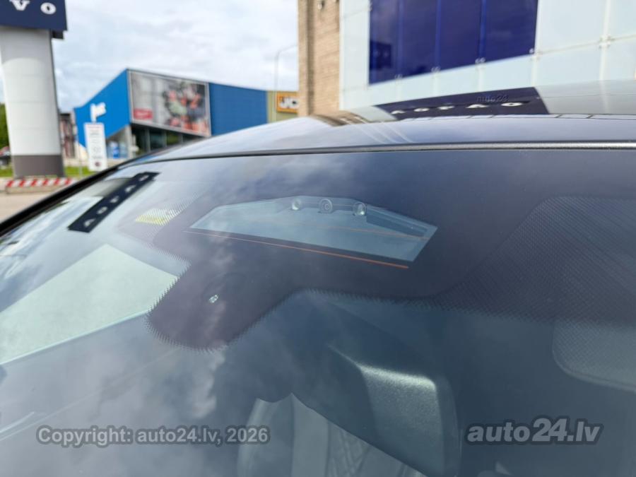 Pelēks BMW 5 Series 2022 Pērnava, ar dzinēja tilpumu 2.00 L un nobraukumu 45 tūkst. km par 34900 €, foto 21 vietnē AUTOMOTO.COM.LV