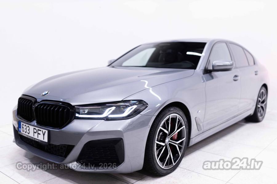 Pelēks BMW 5 Series 2023 Tallina, ar dzinēja tilpumu 3.00 L un nobraukumu 73 tūkst. km par 42990 €, foto 1 vietnē AUTOMOTO.COM.LV