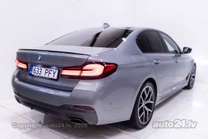 Pelēks BMW 5 Series 2023 Tallina, ar dzinēja tilpumu 3.00 L un nobraukumu 73 tūkst. km par 42990 €, foto 14 vietnē AUTOMOTO.COM.LV
