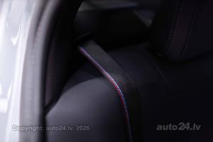 Pelēks BMW 5 Series 2023 Tallina, ar dzinēja tilpumu 3.00 L un nobraukumu 73 tūkst. km par 42990 €, foto 21 vietnē AUTOMOTO.COM.LV