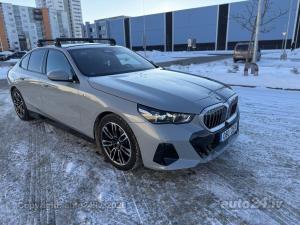Pelēks BMW 5 Series 2025 Tallina, ar dzinēja tilpumu 2.00 L un nobraukumu 12 tūkst. km par 59500 €, foto 3 vietnē AUTOMOTO.COM.LV
