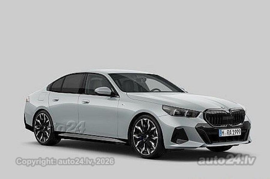 Pelēks BMW 5 Series 2025 Tallina, ar dzinēja tilpumu 3.00 L un nobraukumu 45 tūkst. km par 70995 €, foto 3 vietnē AUTOMOTO.COM.LV