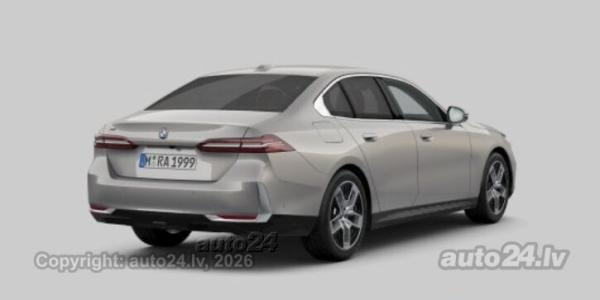 Grey BMW 5 Series 2025 in Tallinn, with an engine capacity of 2.00 L and mileage of 30 thousand km for 52900 €, photo 3 on AUTOMOTO.COM.LV