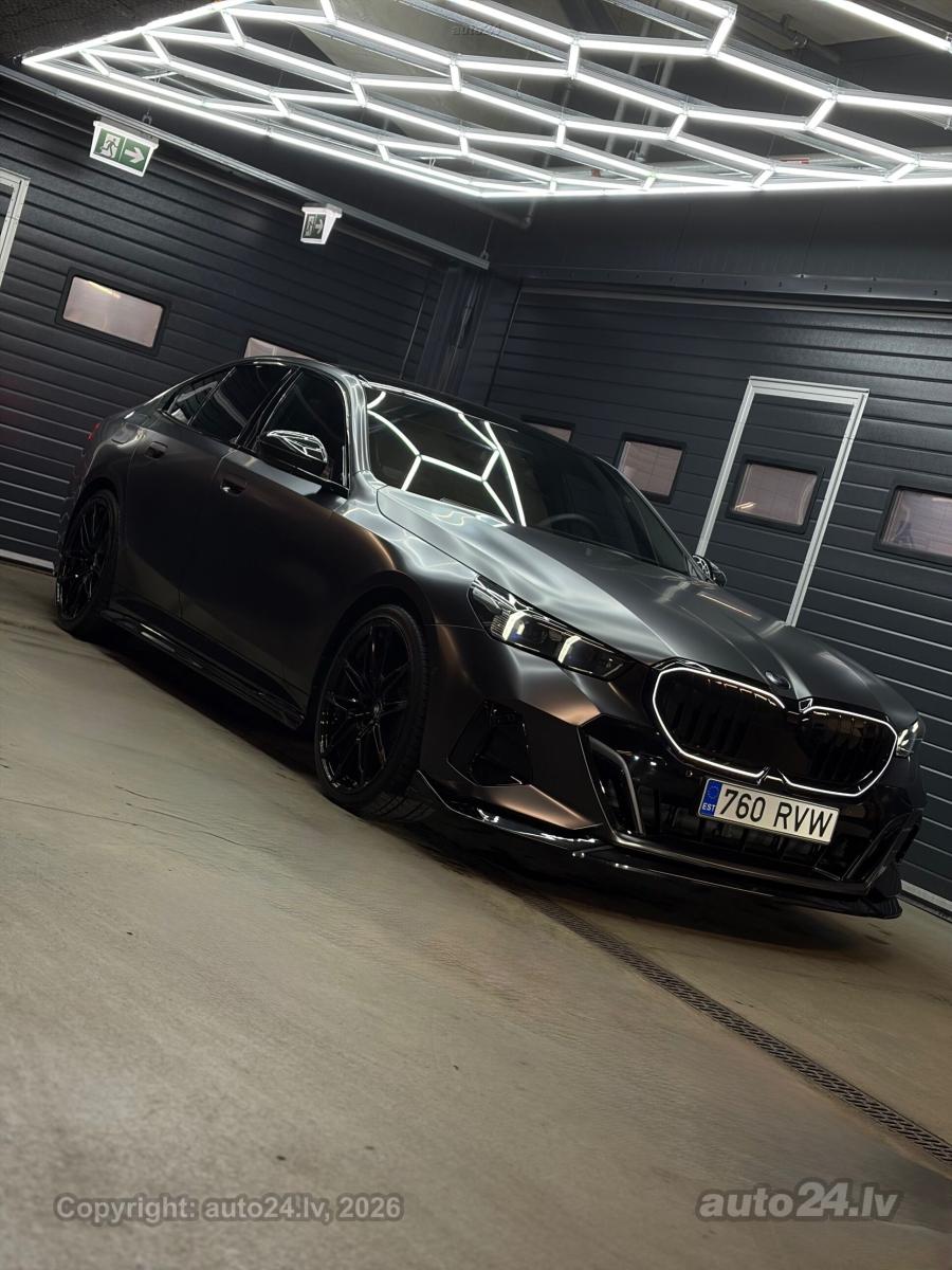 Grey BMW 5 Series 2025 in Tallinn, with an engine capacity of 2.00 L and mileage of 14 thousand km for 68000 €, photo 1 on AUTOMOTO.COM.LV