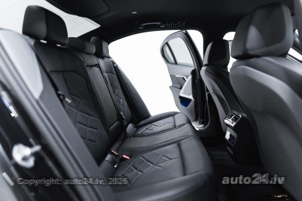 Pelēks BMW 5 Series 2025 Tallina, ar dzinēja tilpumu 2.00 L un nobraukumu 14 tūkst. km par 68000 €, foto 7 vietnē AUTOMOTO.COM.LV