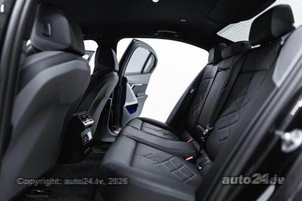 Pelēks BMW 5 Series 2025 Tallina, ar dzinēja tilpumu 2.00 L un nobraukumu 14 tūkst. km par 68000 €, foto 8 vietnē AUTOMOTO.COM.LV