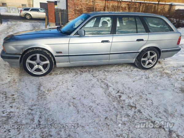 Pelēks BMW 5 Series 1996 Tallina, ar dzinēja tilpumu 2.50 L un nobraukumu 214 tūkst. km par 7000 €, foto 1 vietnē AUTOMOTO.COM.LV