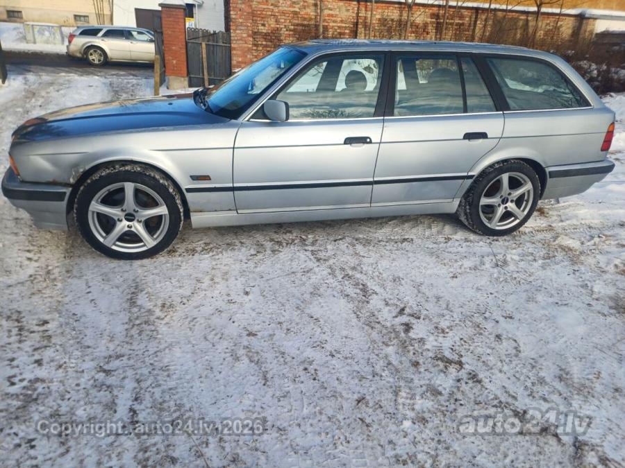 Pelēks BMW 5 Series 1996 Tallina, ar dzinēja tilpumu 2.50 L un nobraukumu 214 tūkst. km par 7000 €, foto 1 vietnē AUTOMOTO.COM.LV