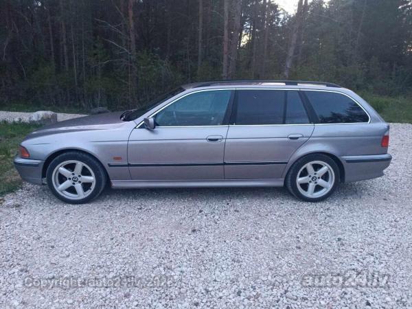 Pelēks BMW 5 Series 2000 Tallina, ar dzinēja tilpumu 3.00 L un nobraukumu 390 tūkst. km par 2500 €, foto 2 vietnē AUTOMOTO.COM.LV