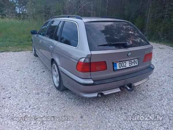 Pelēks BMW 5 Series 2000 Tallina, ar dzinēja tilpumu 3.00 L un nobraukumu 390 tūkst. km par 2500 €, foto 3 vietnē AUTOMOTO.COM.LV