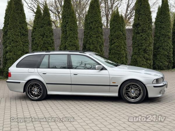 Pelēks BMW 5 Series 2000 Tallina, ar dzinēja tilpumu 4.40 L un nobraukumu 387 tūkst. km par 7000 €, foto 3 vietnē AUTOMOTO.COM.LV