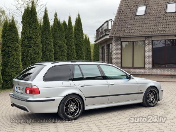 Pelēks BMW 5 Series 2000 Tallina, ar dzinēja tilpumu 4.40 L un nobraukumu 387 tūkst. km par 7000 €, foto 6 vietnē AUTOMOTO.COM.LV