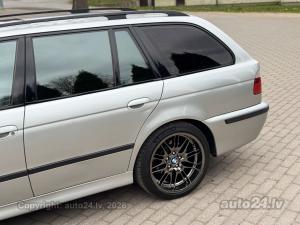 Grey BMW 5 Series 2000 in Tallinn, with an engine capacity of 4.40 L and mileage of 387 thousand km for 7000 €, photo 16 on AUTOMOTO.COM.LV