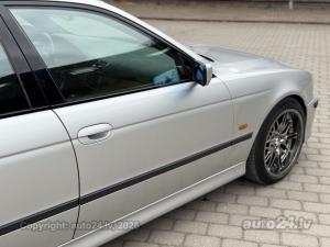 Grey BMW 5 Series 2000 in Tallinn, with an engine capacity of 4.40 L and mileage of 387 thousand km for 7000 €, photo 18 on AUTOMOTO.COM.LV