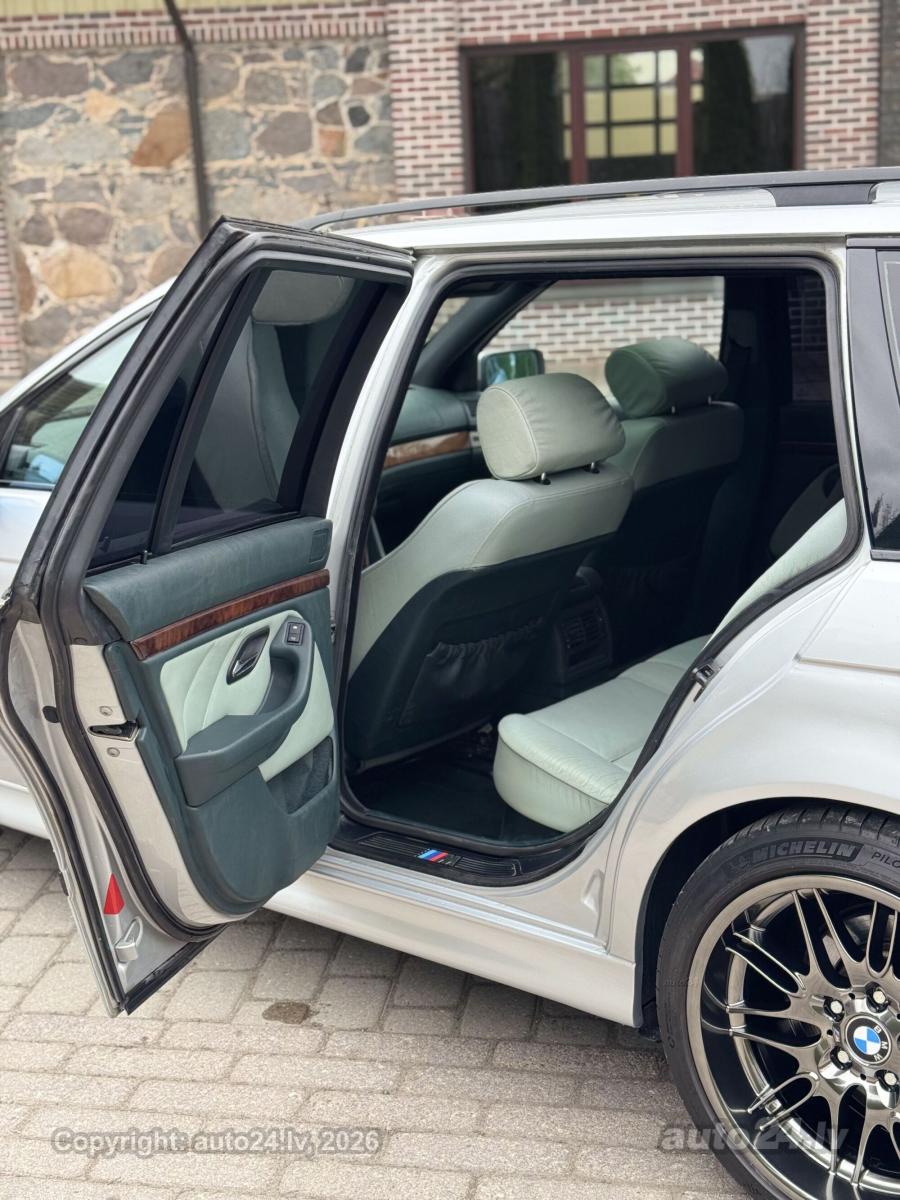 Grey BMW 5 Series 2000 in Tallinn, with an engine capacity of 4.40 L and mileage of 387 thousand km for 7000 €, photo 21 on AUTOMOTO.COM.LV