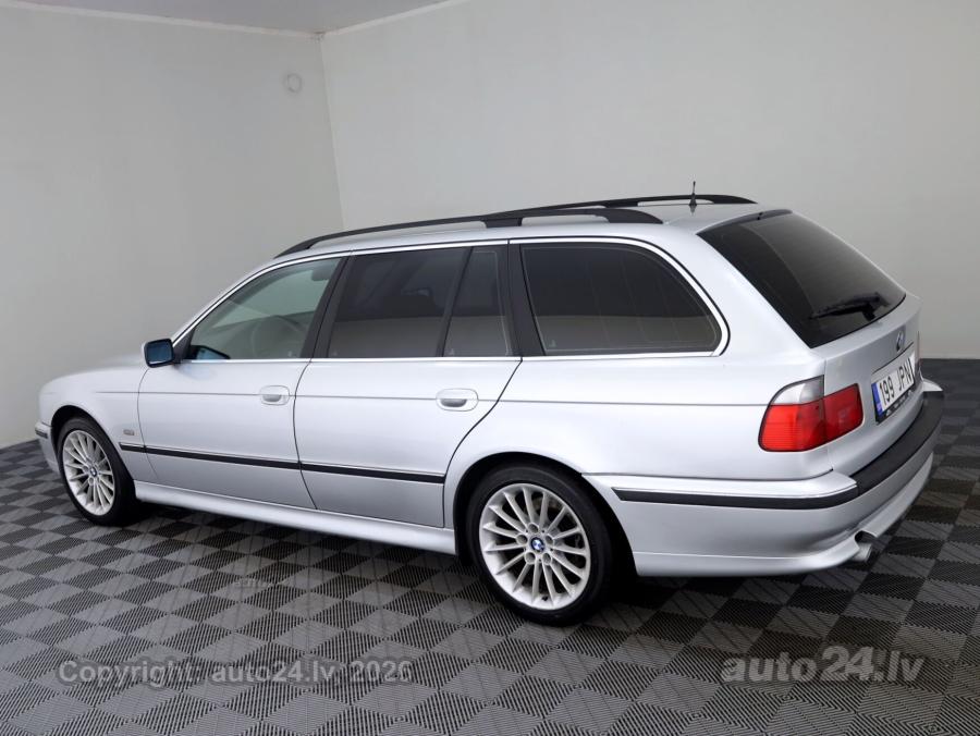 Pelēks BMW 5 Series 2000 Tallina, ar dzinēja tilpumu 2.50 L un nobraukumu 244 tūkst. km par 2499 €, foto 5 vietnē AUTOMOTO.COM.LV