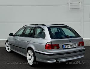 Pelēks BMW 5 Series 2002 Tallina, ar dzinēja tilpumu 2.50 L un nobraukumu 0 tūkst. km par 2199 €, foto 4 vietnē AUTOMOTO.COM.LV