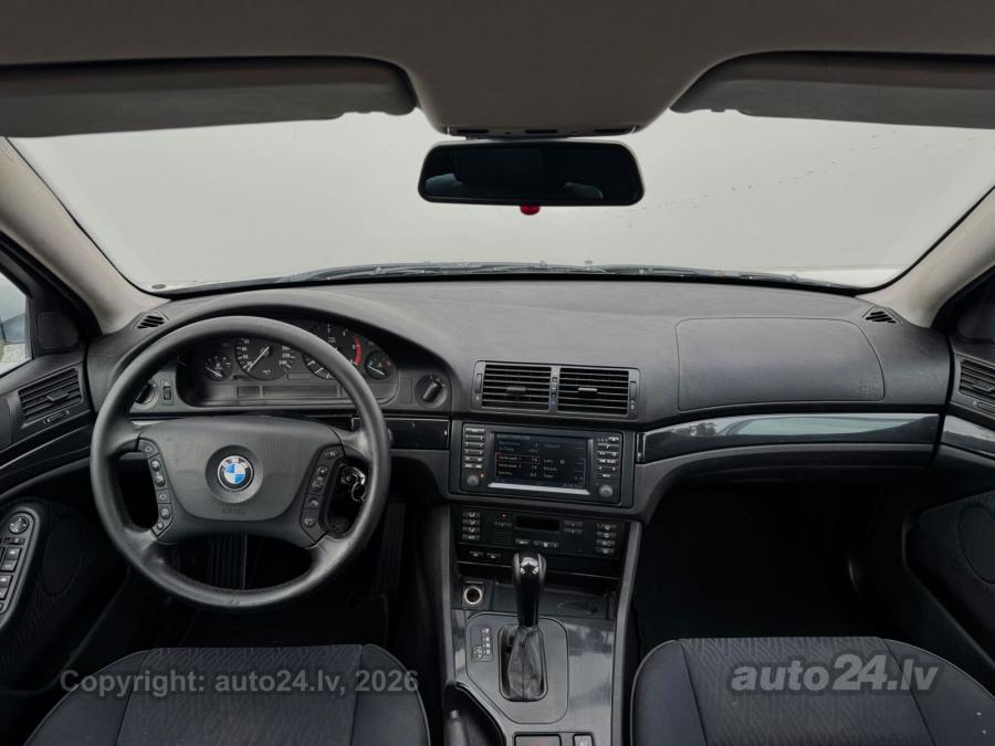 Pelēks BMW 5 Series 2002 Tallina, ar dzinēja tilpumu 2.50 L un nobraukumu 0 tūkst. km par 2199 €, foto 6 vietnē AUTOMOTO.COM.LV