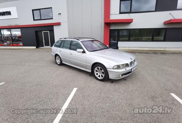 Grey BMW 5 Series 2003 in Voru, with an engine capacity of 2.90 L and mileage of 393 thousand km for 1200 €, photo 4 on AUTOMOTO.COM.LV