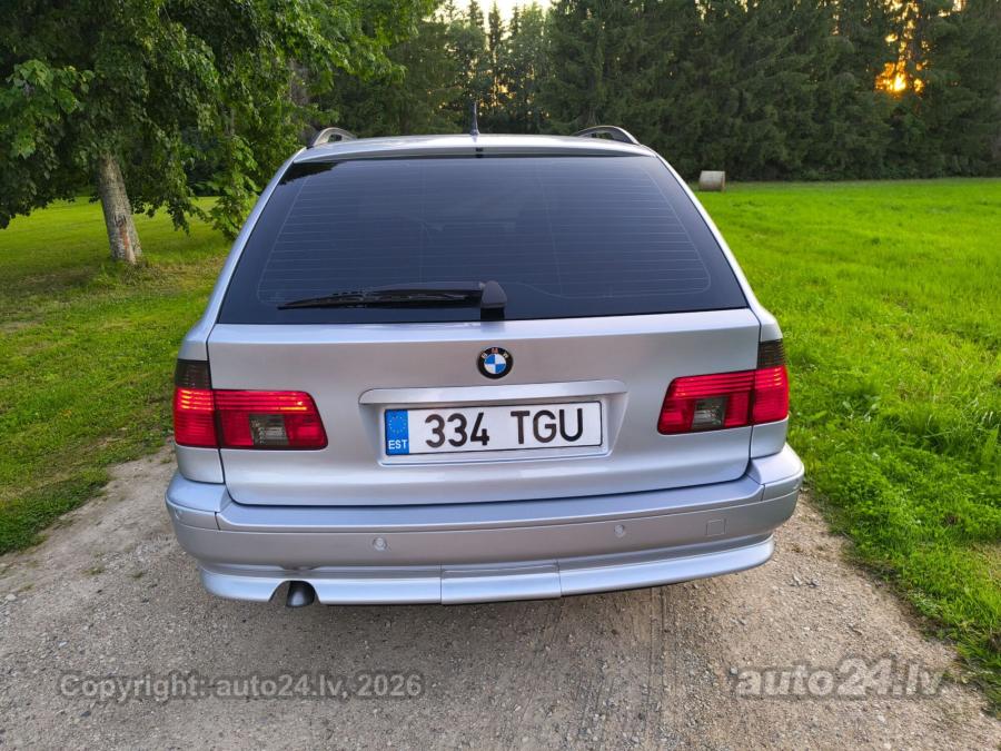 Pelēks BMW 5 Series 2003 Veru, ar dzinēja tilpumu 3.00 L un nobraukumu 394 tūkst. km par 4500 €, foto 9 vietnē AUTOMOTO.COM.LV
